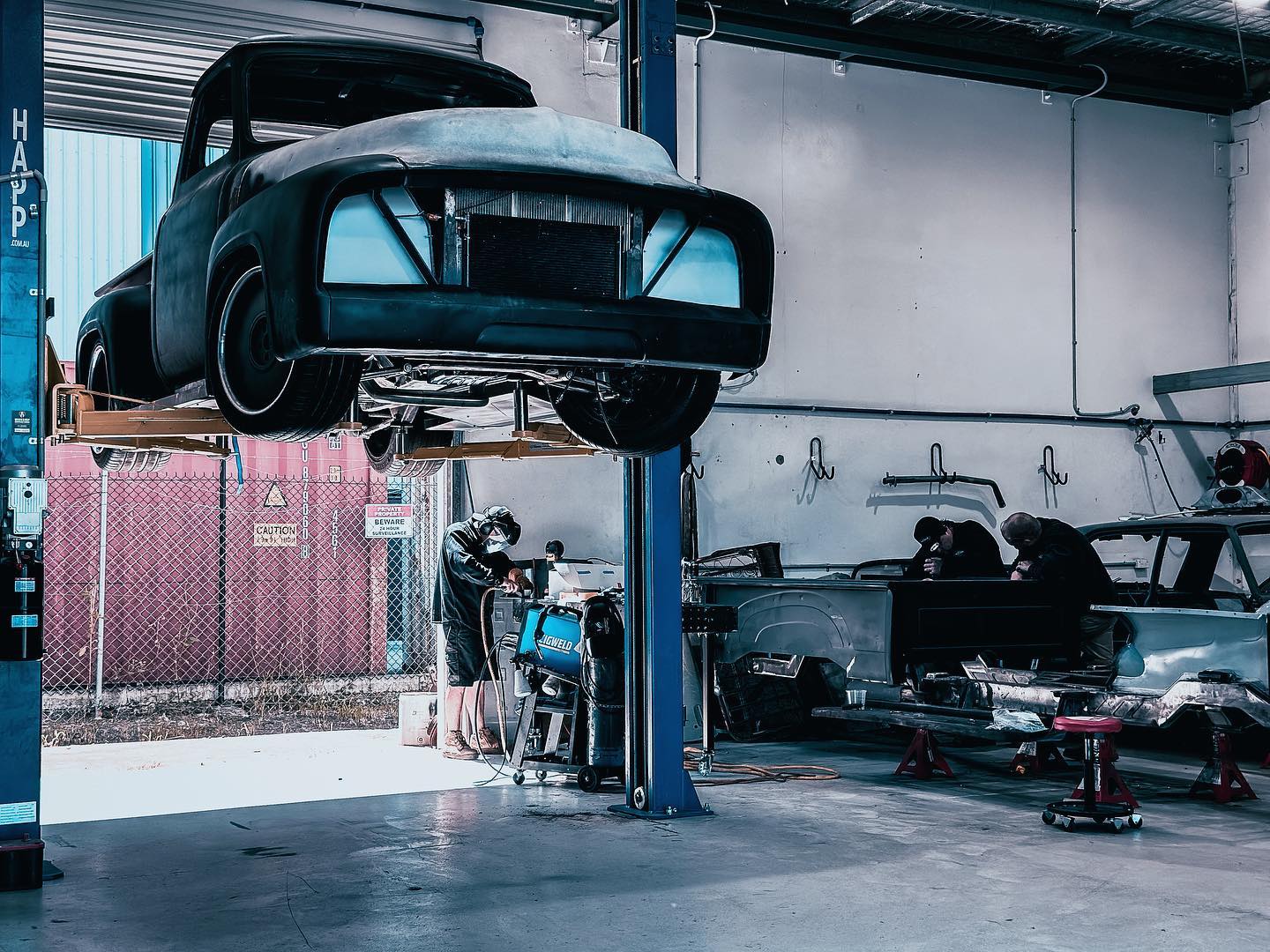 About Street Machine Garage